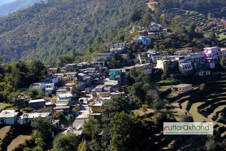 Kartik Swami Temple of Uttarakhand- Trek, How to reach and Photo tour